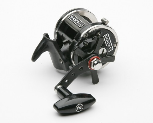 NEWELL G220-F Conventional Casting Fishing Reel w/ Trigger Clamp ...