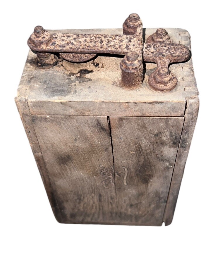 Antique Ford Model T Ignition Coil Battery Box Wood Dove-Tailed with ...