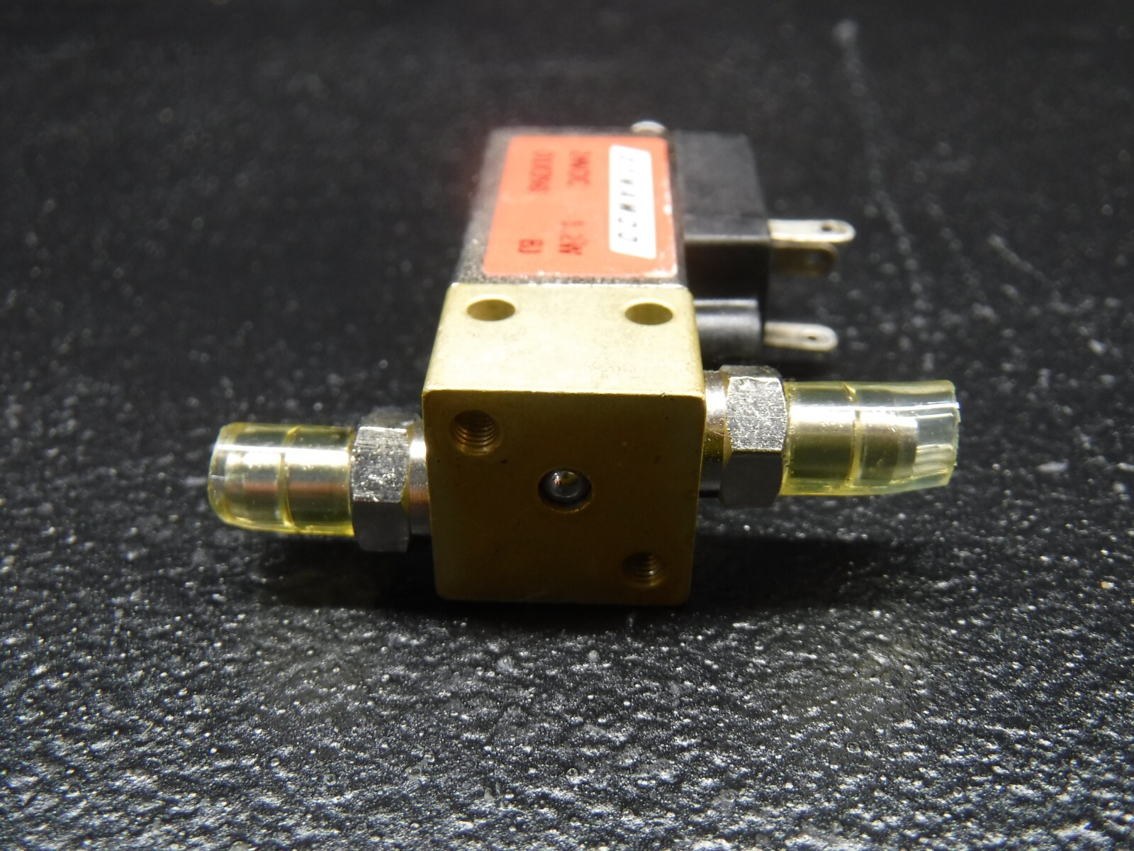 Dynamco D1X398 24VDC 1.2W BJ Solenoid Valve * Lot of 2 * | eBay