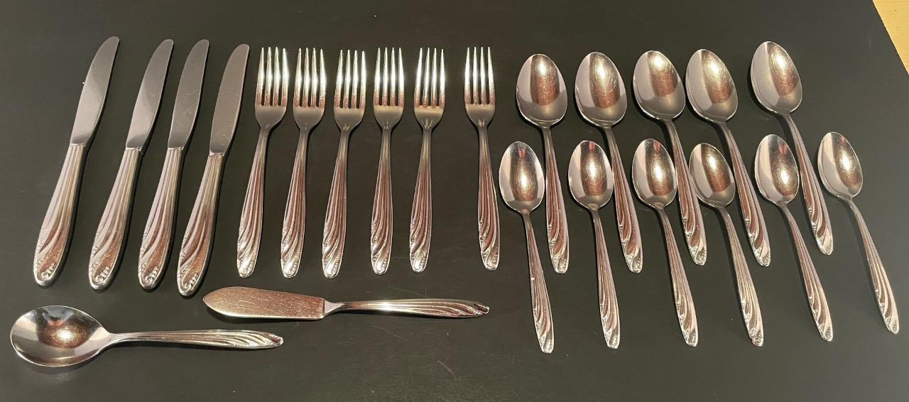 23 PIECES INTERNATIONAL STAINLESS STEEL FLATWARE | eBay
