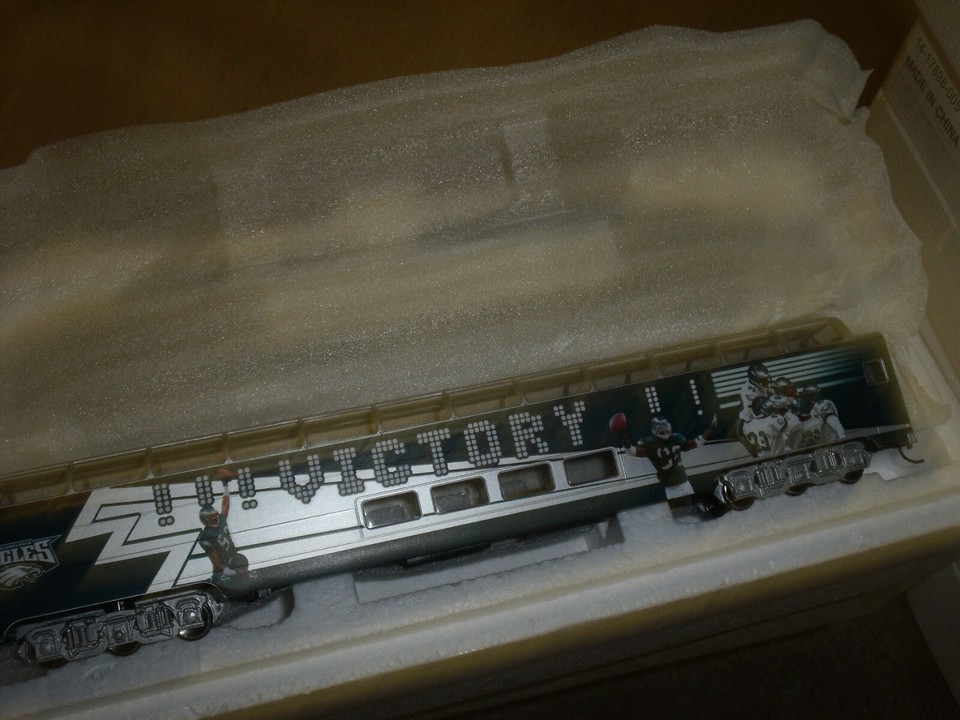 PHILADELPHIA EAGLES TRAIN HO CHRISTMAS EXPRESS BOXCAR TRANSFORMER SET ...