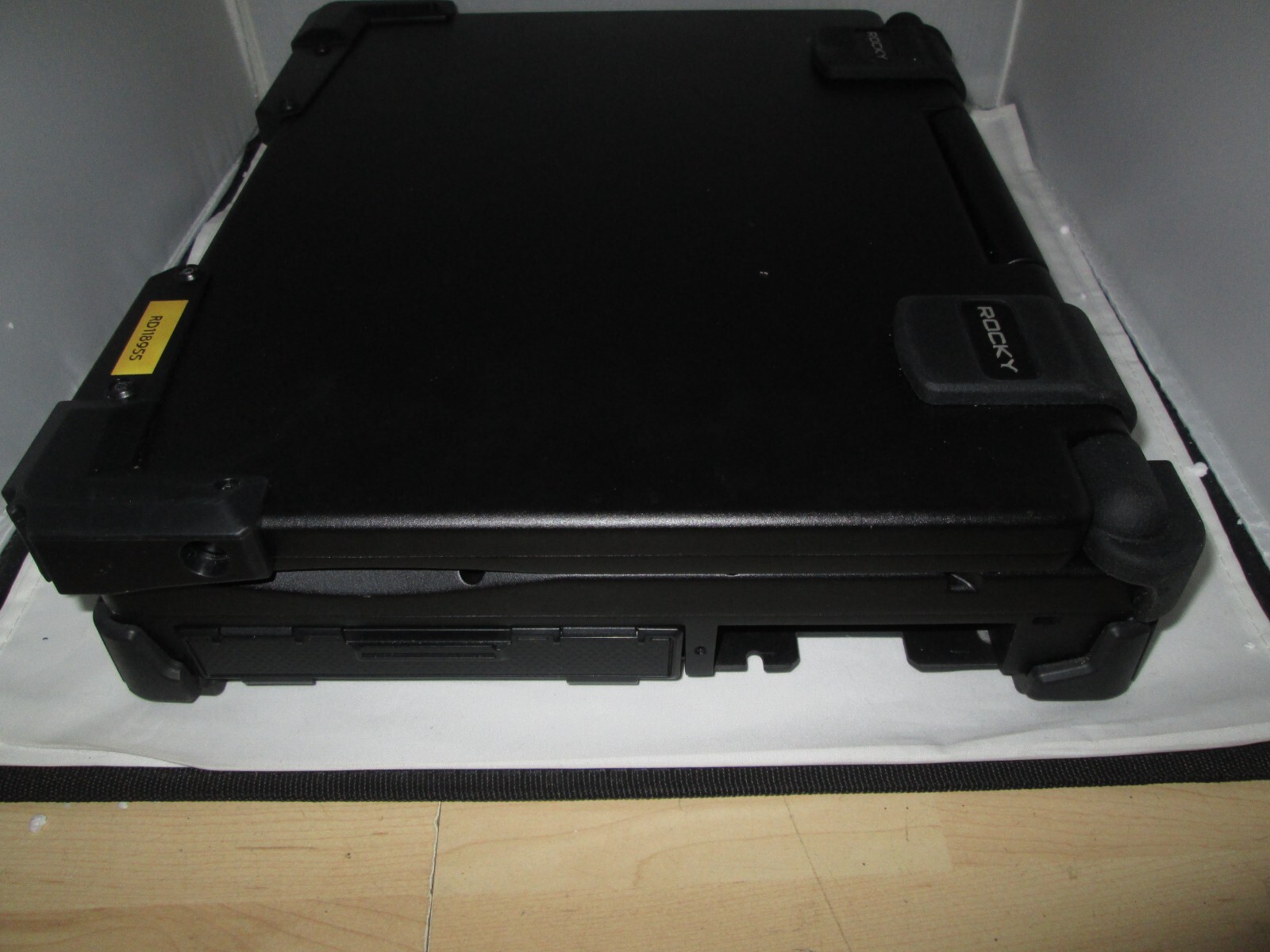 Roda Rocky RK9 Notebook/Intel Core duo /15,1"/BUND full-rugged | eBay