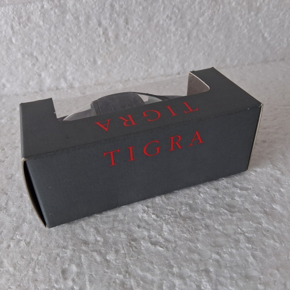 Vauxhall Dealership Schuco 1:43 Tigra Diecast Model Car. Blue Boxed Ref ...