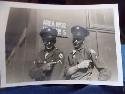 VINT SNAPSHOT PHOTO ARMY BOYS SHOW OFF THEIR FIRST UNIFORM STRIPES | eBay