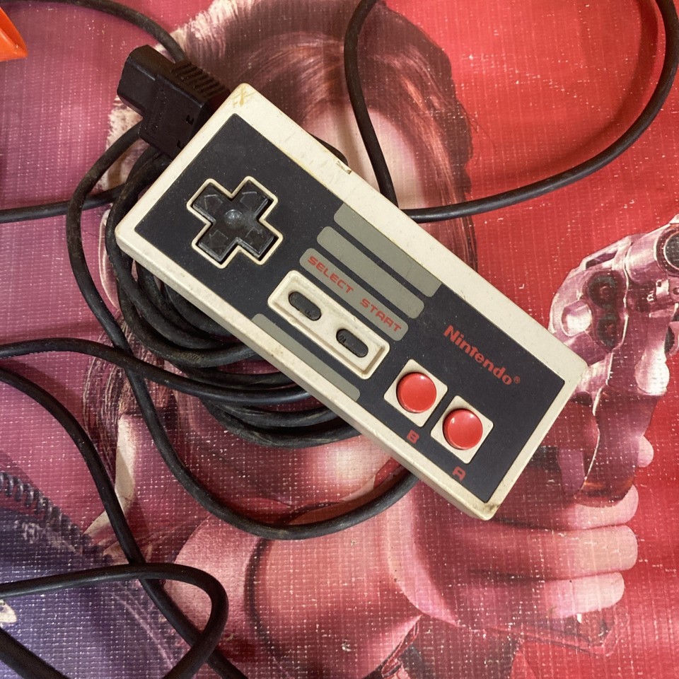 Nintendo NES Zapper Duck Hunt Gun NES-005 OEM - FOR PARTS 3X Nes-004 ...