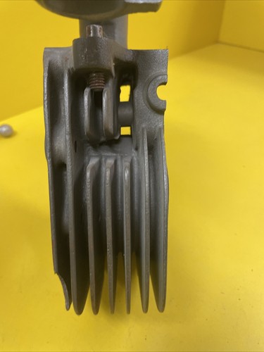Vintage Cushman Scooter / Husky Engine Cylinder Broken Fins B 214740 | eBay
