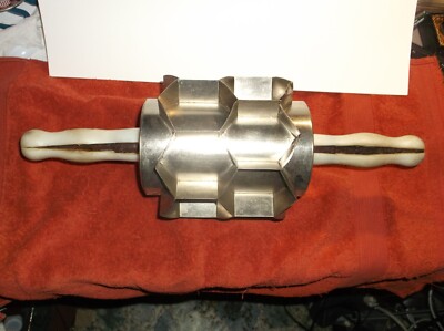 Dough Rollers & Cutters - Moline Dough