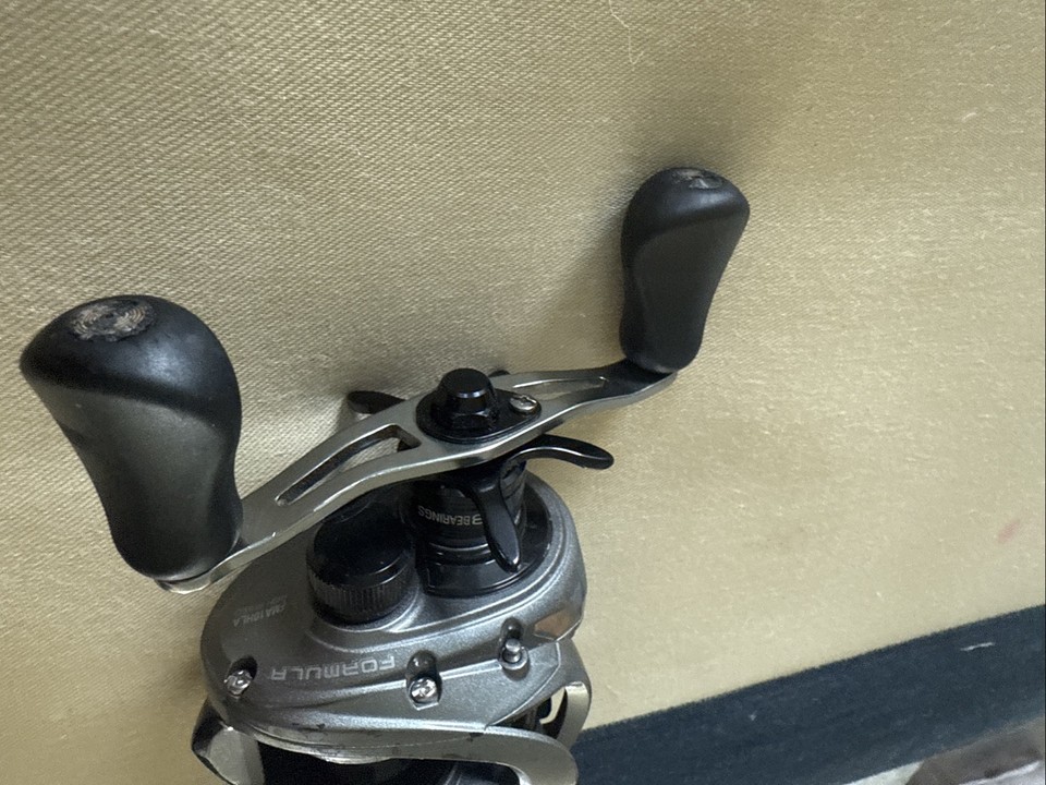 NEW BASS PRO SHOPS FORMULA FMA10SHA Right HANDED HIGH SPEED BAITCAST ...