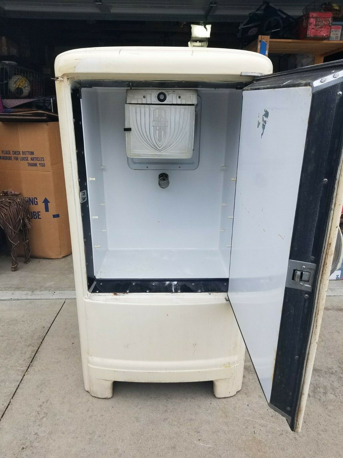 Vintage Collectible Late 30's GM Frigidaire Refrigerator model 5-39 ...