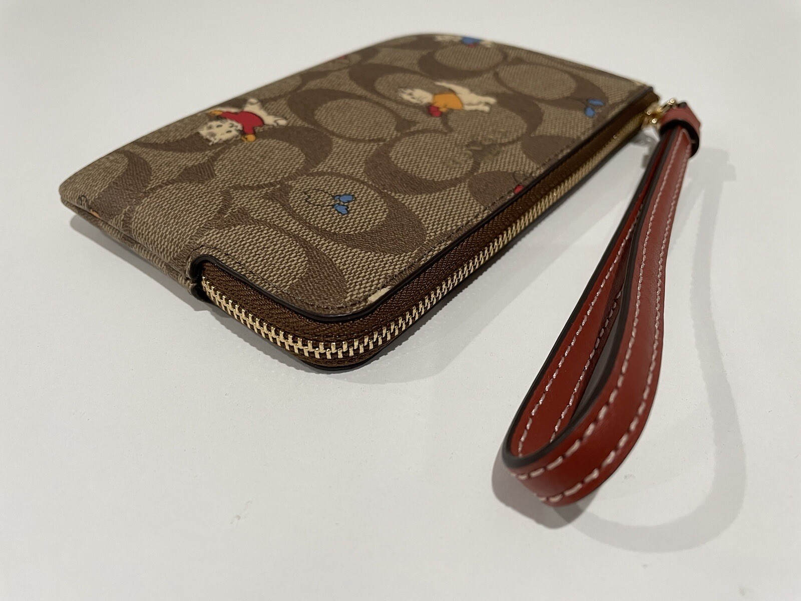 Coach+Women%27s+Corner+Zip+Wristlet+In+Pouch%2C+Small+-+Khaki+%28CE706 ...