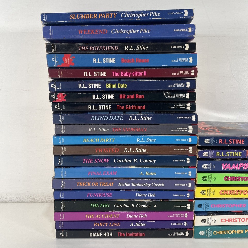 Lot of 28 Fear Street & Point Horror Books by R.L. Stine & Christopher ...