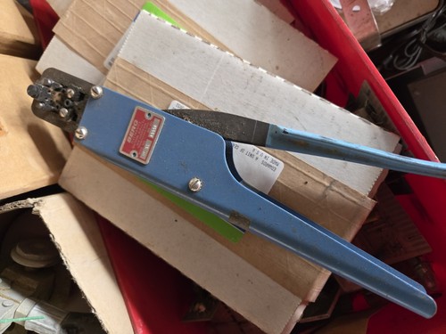 BERG ELECTRONICS MODEL HT-95 CRIMPING TOOL | eBay