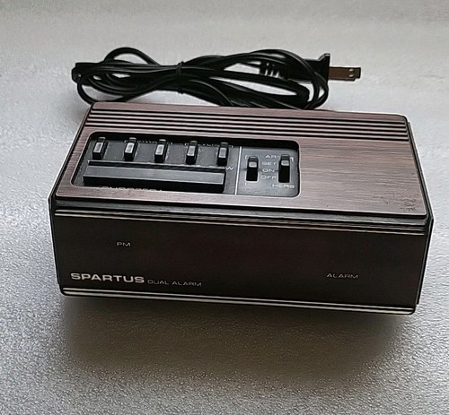 Vintage Spartus Alarm Clock Model 1148 Wood Grain Style - Tested, Works ...