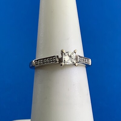 10K White Gold GSI Graded Princess Diamond Accented Engagement Ring | eBay