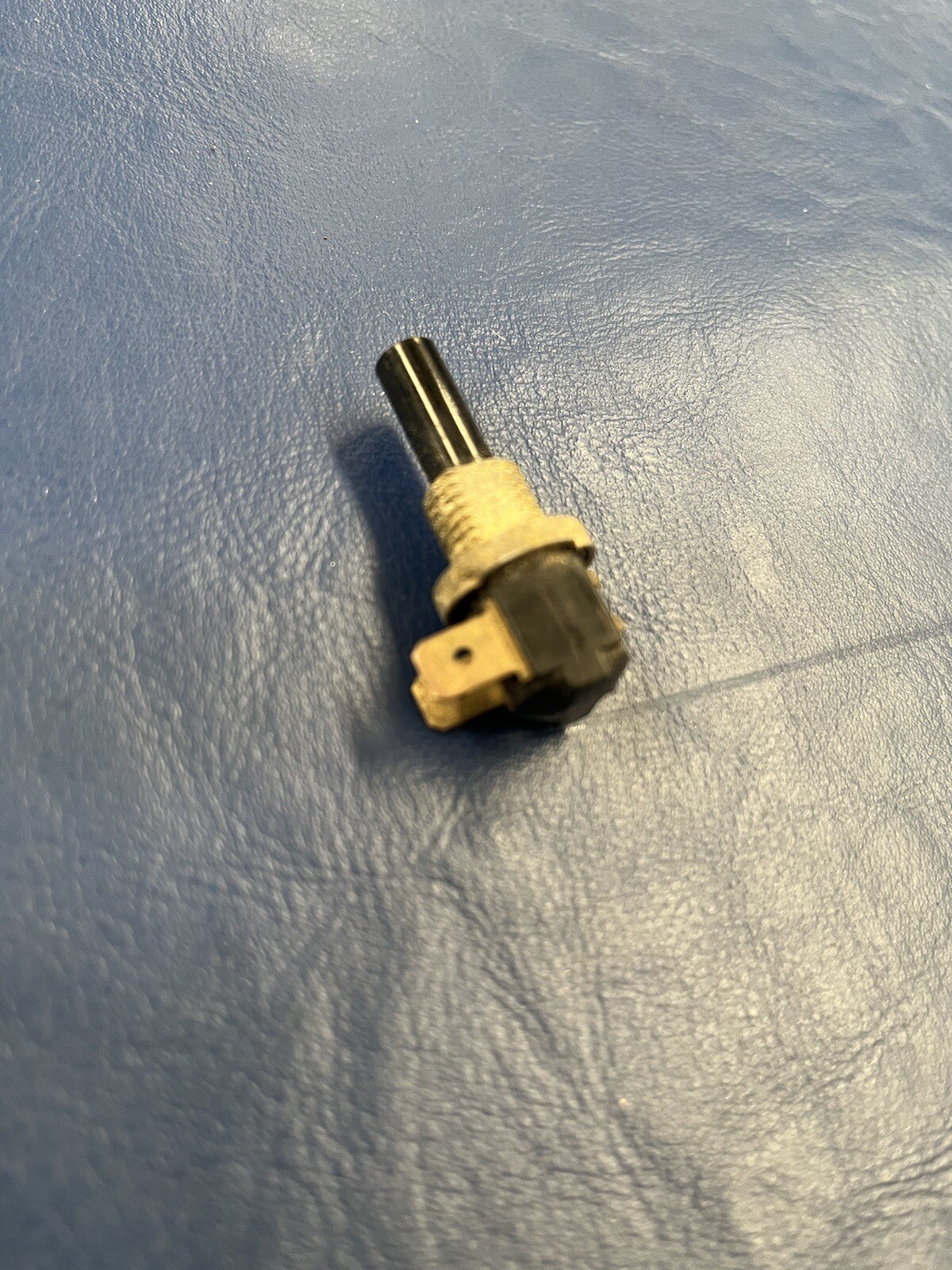 Ford Nos Toploader Reverse Light Switch Xt Xw Xy Xa Xb Gt Concours Rare ...