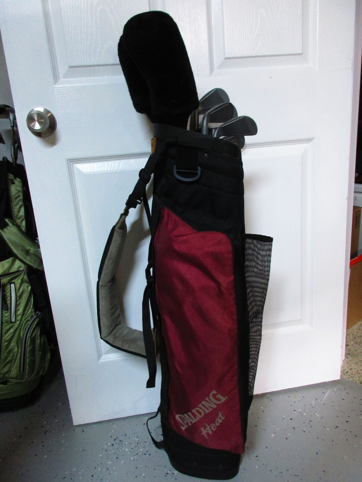 Ladies or Youth Starter Set (2) Woods 1,3 (5) Irons 3,5,7,9,SW, Putter ...
