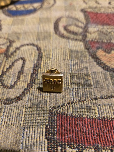FMC Employee Service Award Pin 10K Gold with clear stone | eBay