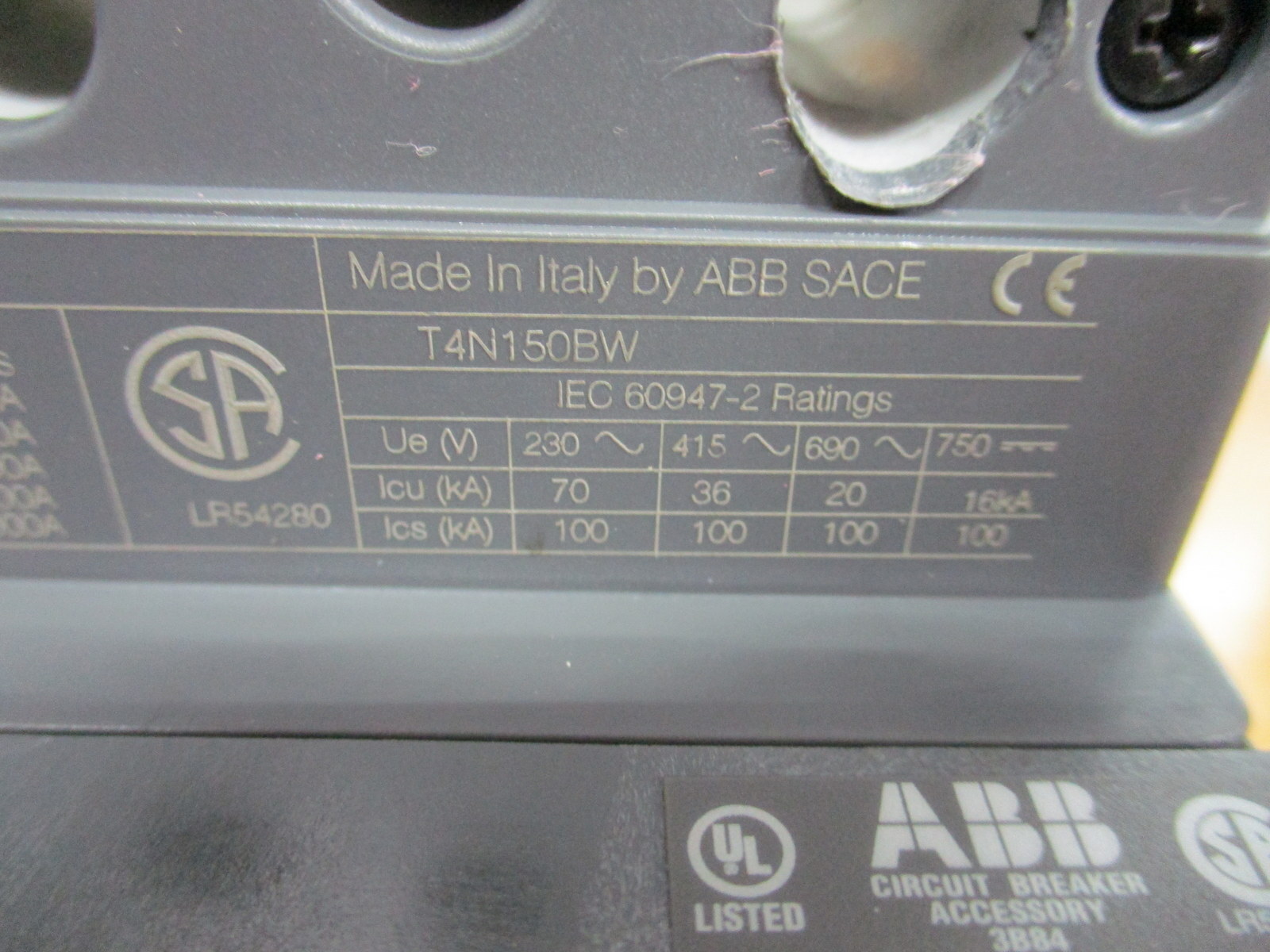 ABB Sace TMAX T4N 250 Circuit Breaker PR221DS SACE T4N 250,W/O Face ...