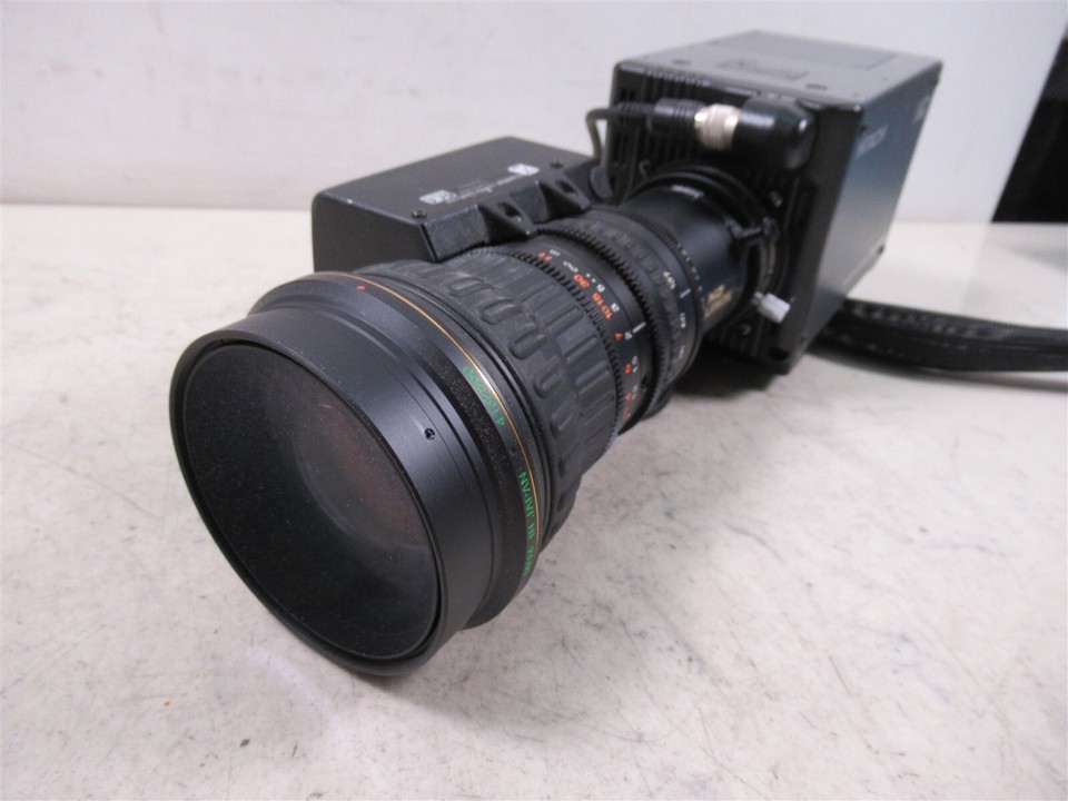 Hitachi HD Color Camera DK-H32 with Fujinon Lens HAs18x7.6BMD-DSE TV ...