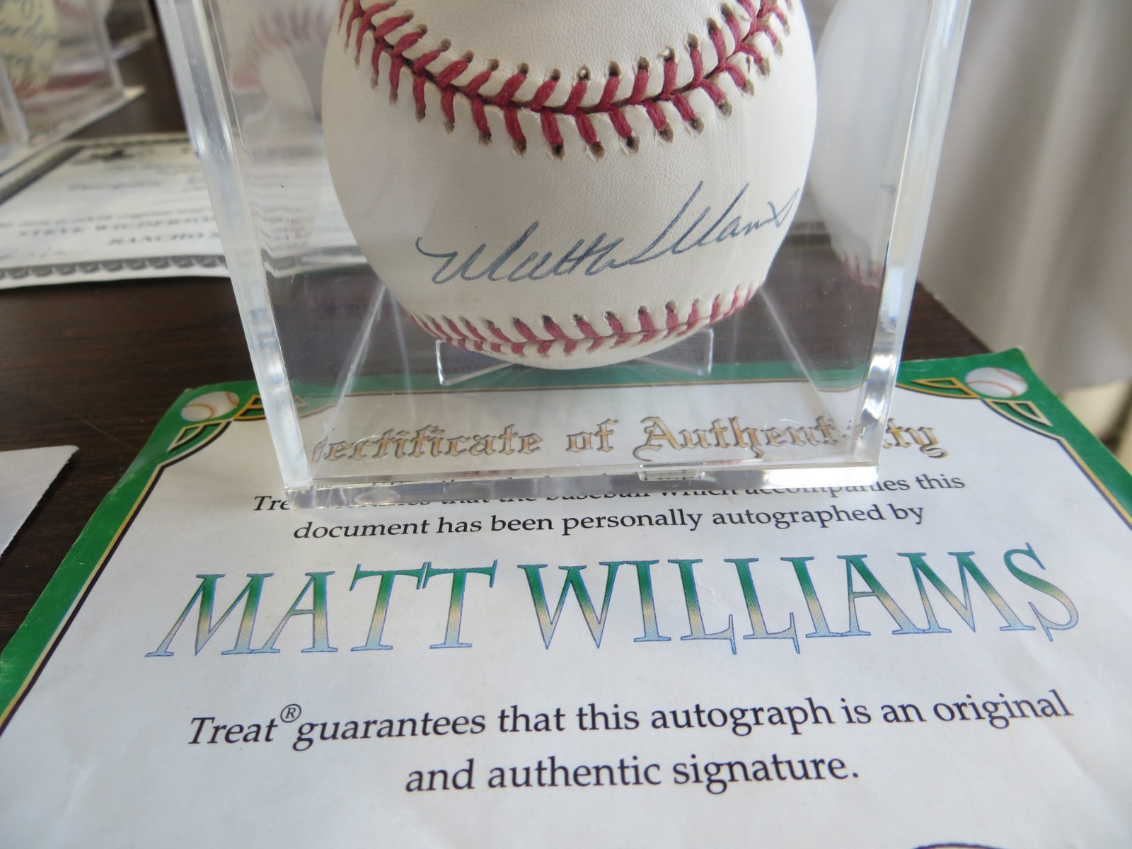 MATT WILLIAMS - AUTOGRAPHED BALL -w/COA - CLEAN! | eBay