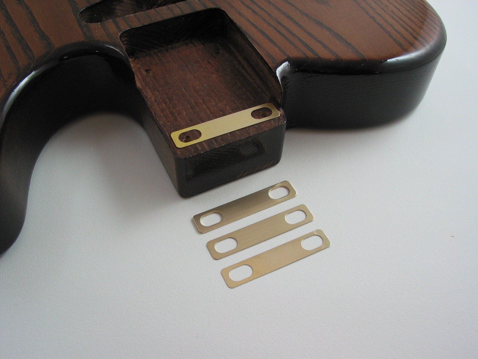 4x Guitar Neck Shims Brass, 2x .2mm, 1x .5mm, 1x 1mm for Stratocaster ...