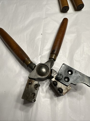 Lyman Bullet Mold 356402 9mm Caliber - 120 Grain Truncated Cone Double ...