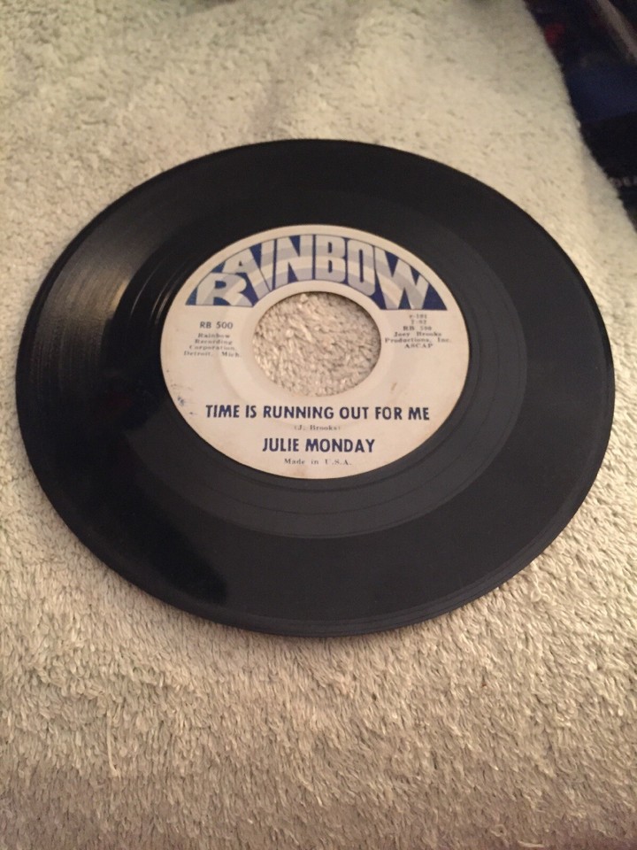 JULIE MONDAY Come Share The Good Times With Me/Time Is Running Out 45 ...