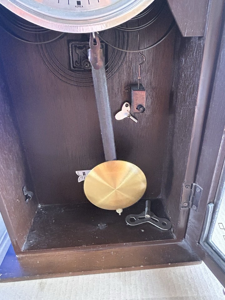 Vintage Wood Centurion 35 Day Wall Clock W/Gold Key & Gold Pendulum | eBay