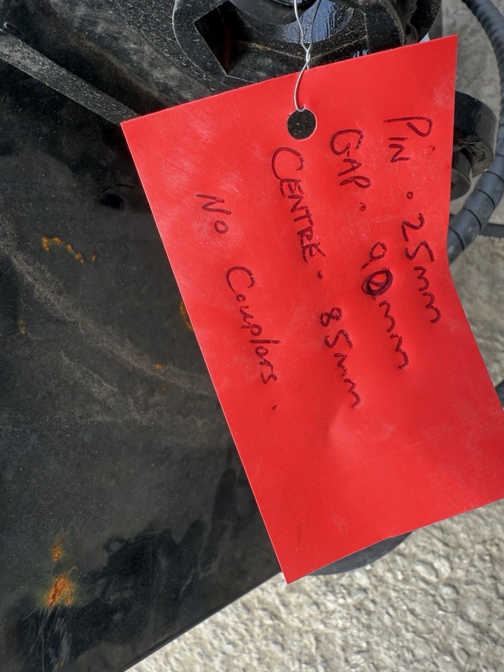 Micro digger Hydraulic Grass Cutter Hedge Bush Strimmer £650+vat Mini ...