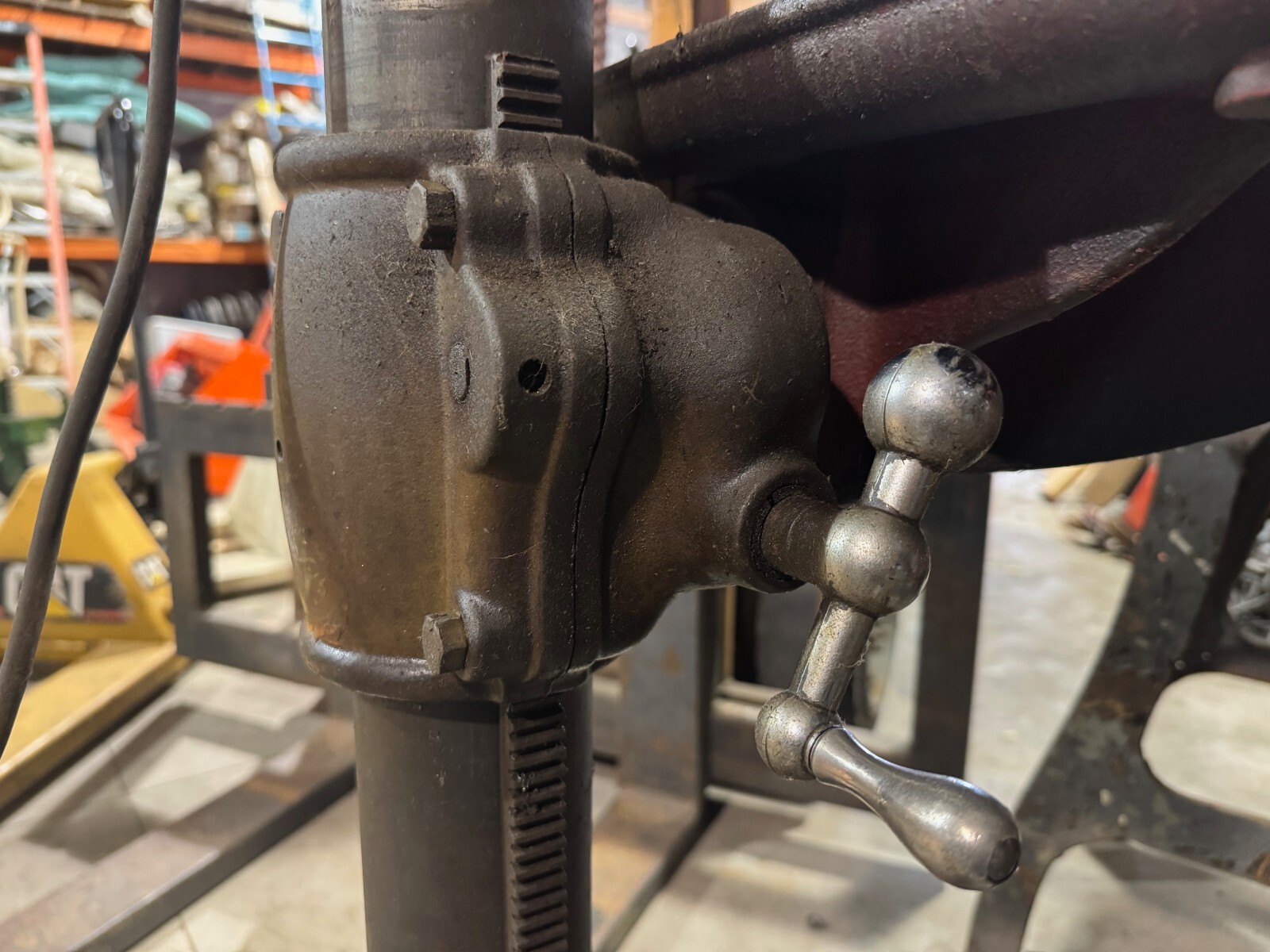 Delta 17” DP600 Drill Press Table Elevation Assembly Raise Lower 3-1/2 ...