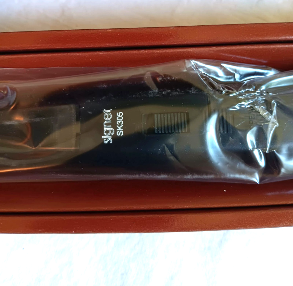 Signet SK305 Electronic Stylus Cleaner - New In Box | eBay