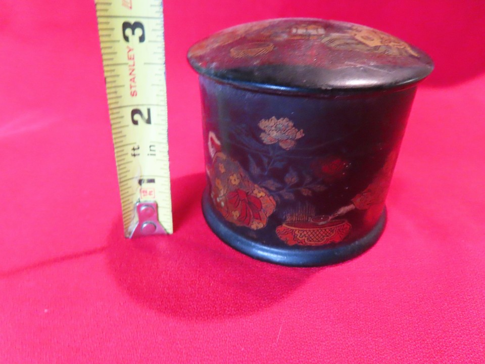 Antique lacquer Chinoiserie papier mache powder box & swan down powder ...