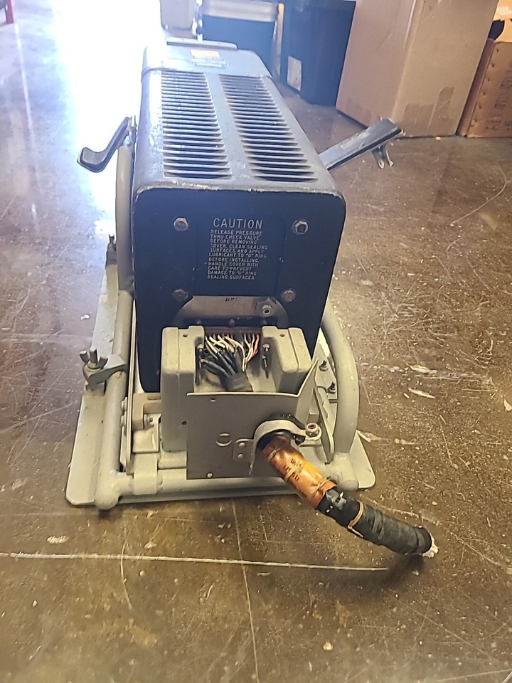 F-4 Phantom Radar Scope And Optical Sight Unit IP-676/APQ-100 | eBay