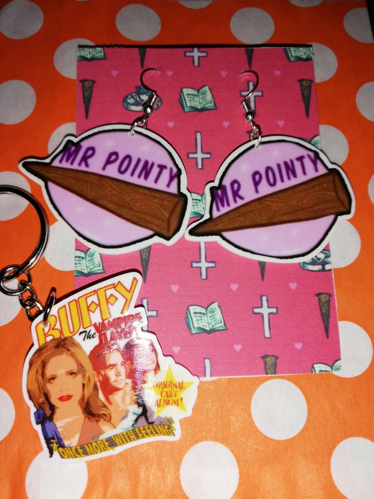 Buffy The Vampire Slayer Inspired Earrings And Keyring Set Fashion ...