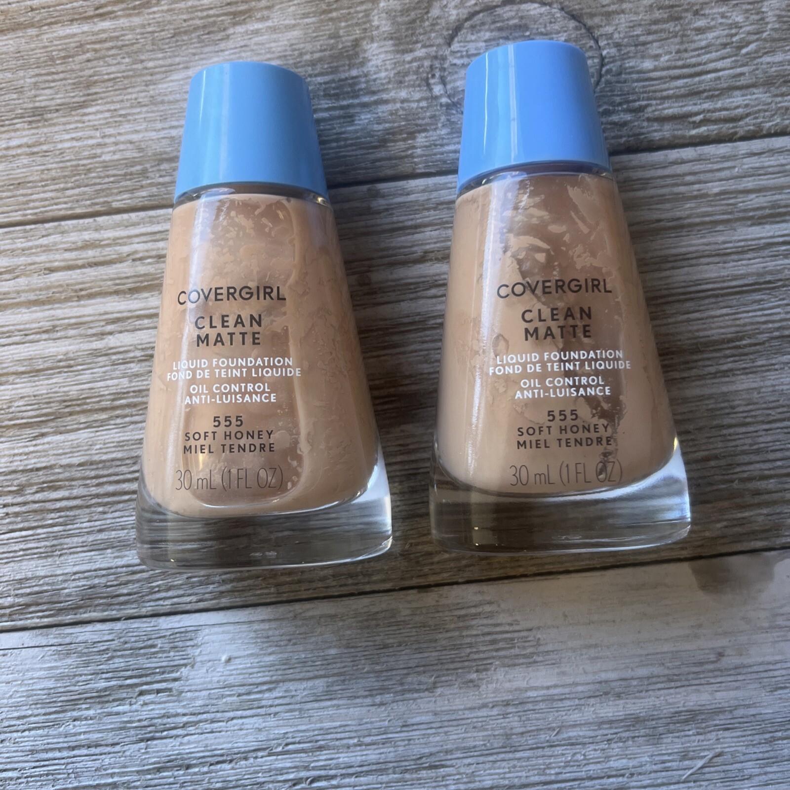 2 Pack CoverGirl Clean Matte Liquid Foundation Lot #555 Soft Honey 1 fl ...