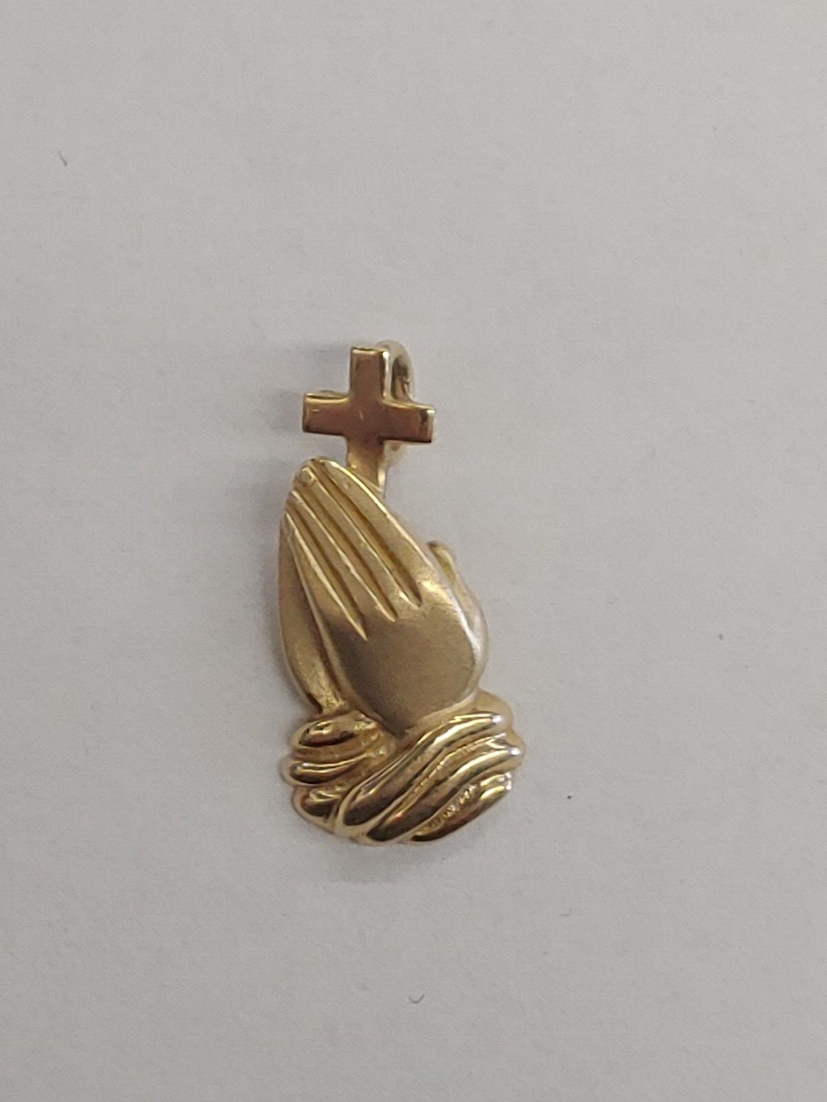 14k Yellow Gold Praying Hand Pendant - Gem