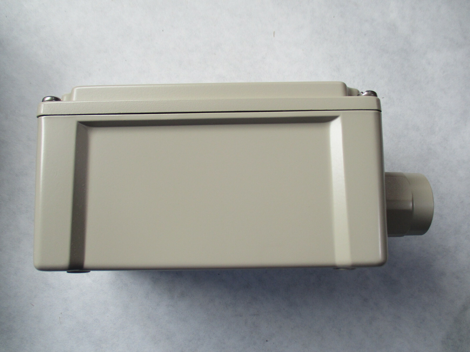 New Idec AGA210Y Control Box | eBay