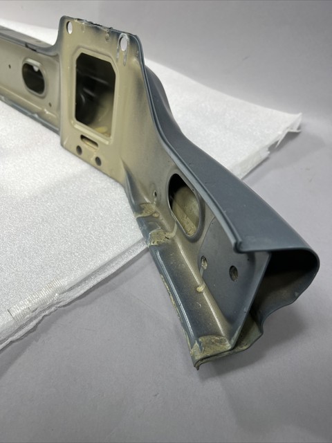 MERCEDES Mercedes-Benz OEM SPRINTER 2500 Front Bumper-crossmember ...