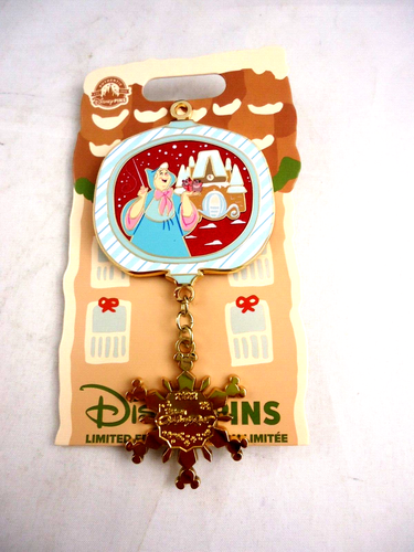 WDW 2022 Ltd Rlse Contemporary Hotel Gingerbread dangler pin signed ...