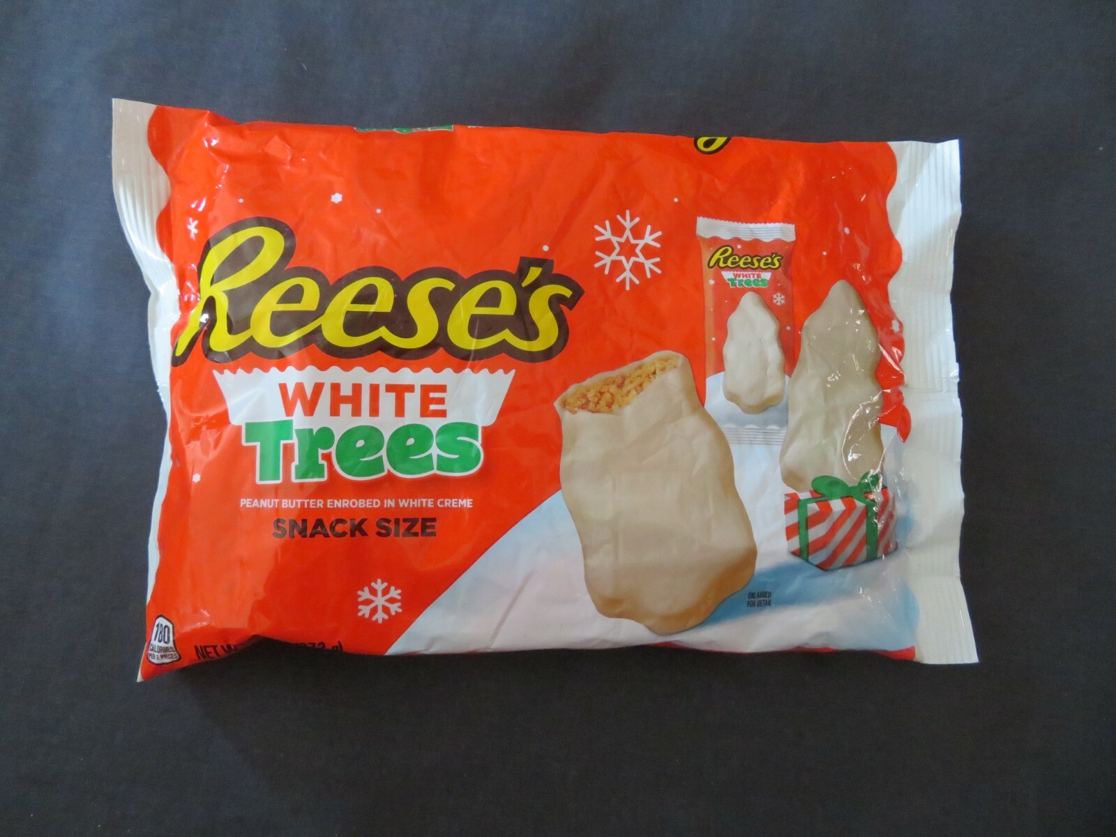 Reese’s Peanut Butter White Chocolate Tree Christmas Candy Bag 9.6oz ...