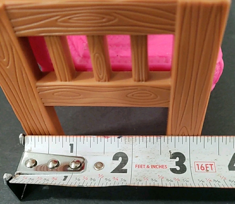 2014 Barbie Winter Fun Chalet Replacement Pink Bench Couch Sofa Doll ...