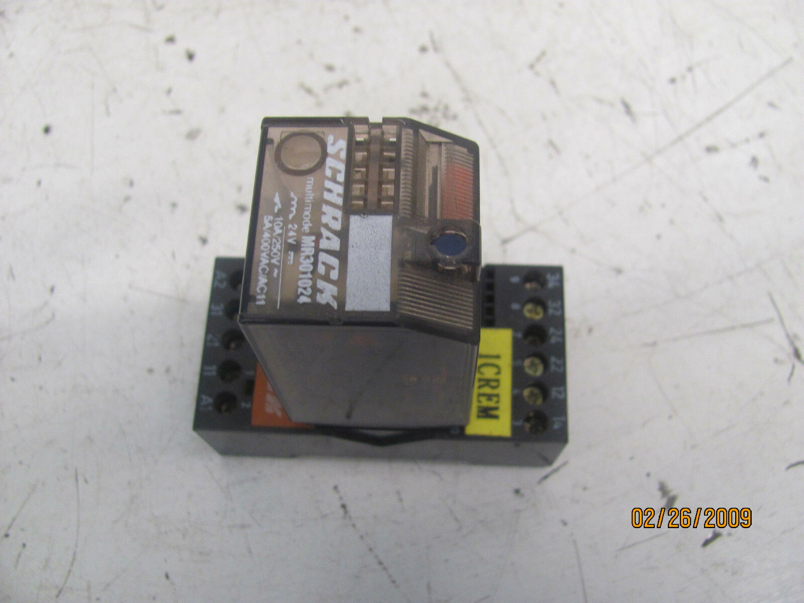 SCHRACK MR301024 RELAY /SCHRACK MR78700 BASE | eBay