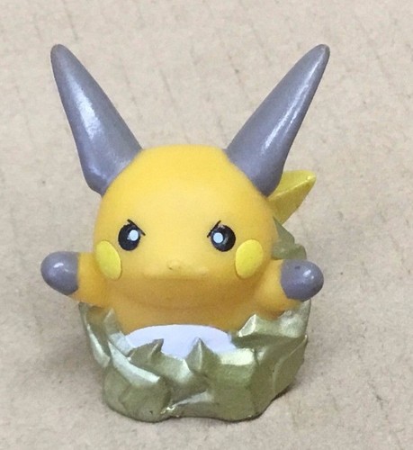 B. 2008 Pokemon Finger Puppet Raichu Figure Gotta Catch Them All ...