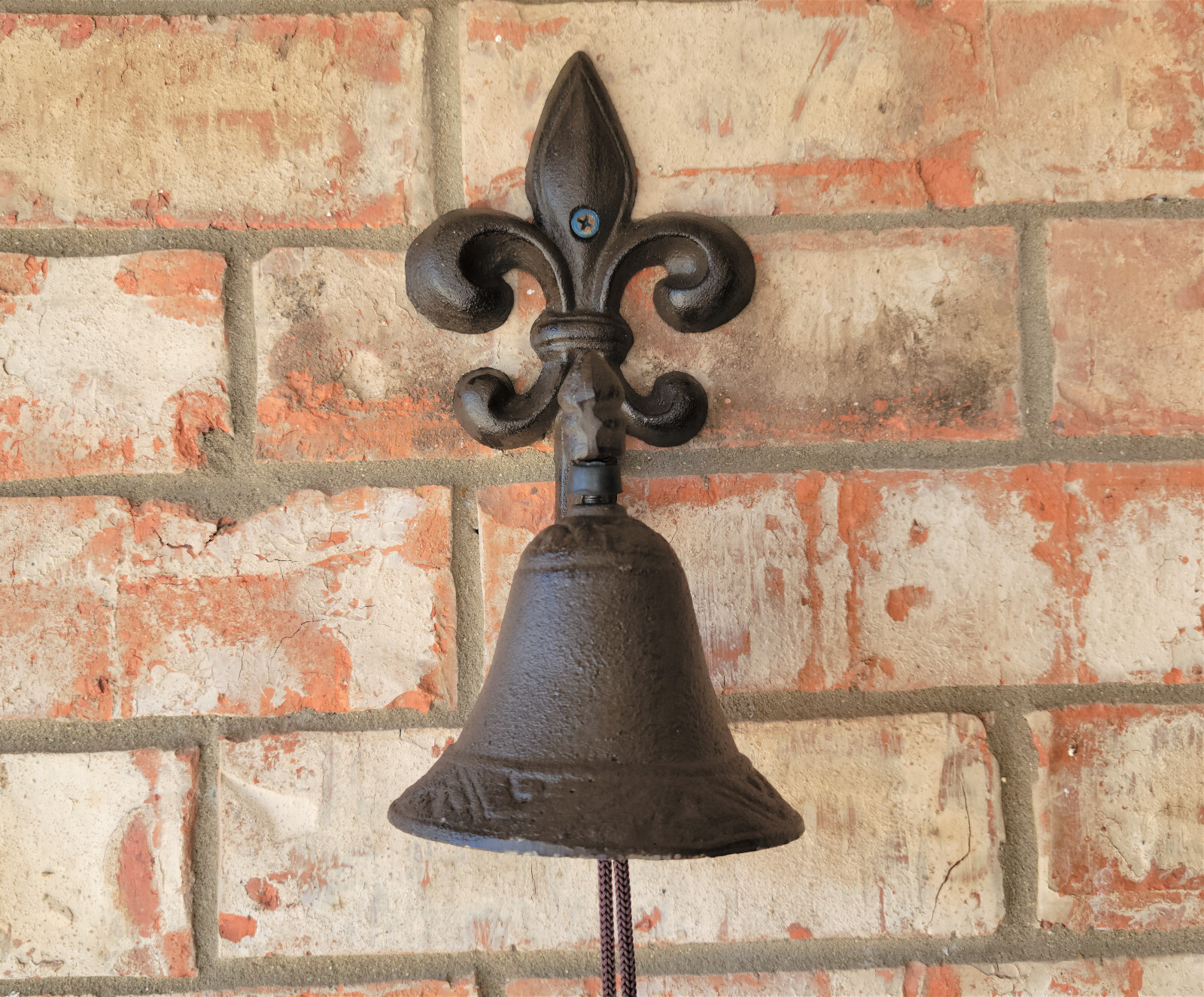 Rustic Cast Iron Dinner Bell Fleur De Lis Emblem Metal Striker Clapper ...