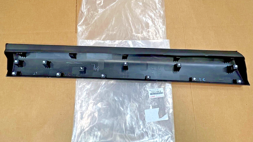 Genuine Toyota Body Side Molding 75073-48010 for sale online | eBay
