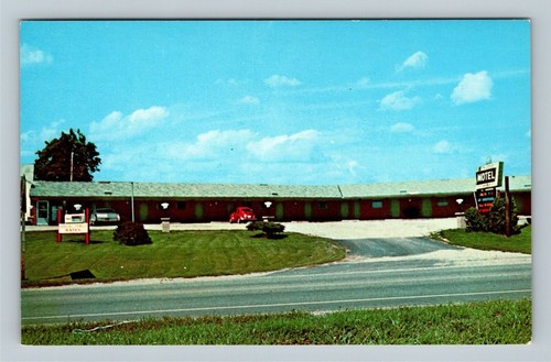 Geneseo IL, Oakwood Motel, Red Volkswagen Beetle, Illinois Vintage ...