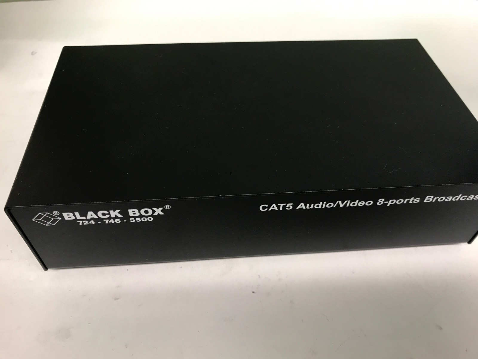 Black Box AC156A-8 CAT5 Audio/Visual Computer Training System 8-Port ...