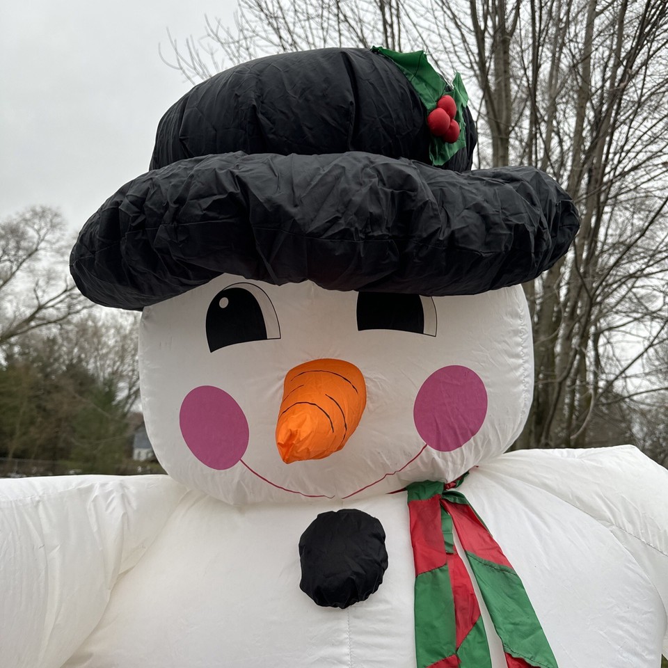 Gemmy 2002 8ft Tall Snowman w/Candycane Christmas Airblown Inflatable ...