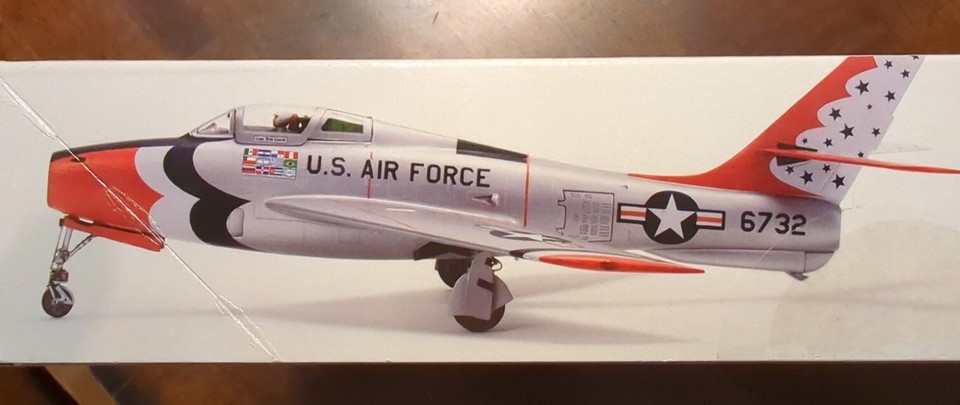 REVELL MONOGRAM 1:48 REPUBLIC F-84F PLASTIC MODEL PLANE KIT sk 4 RMX85 ...