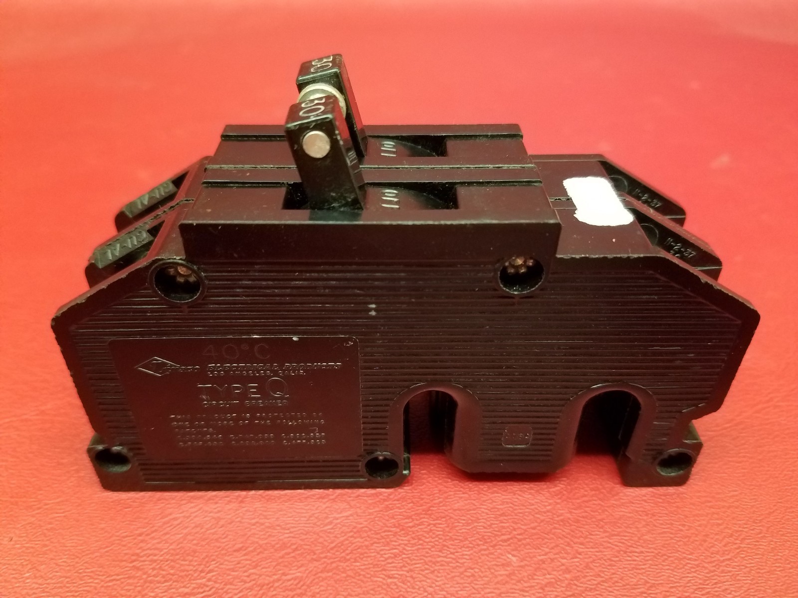 30 AMP ZINSCO or GTE Sylvania Double or 2 Pole QCP30 Feed-Thru BREAKER ...
